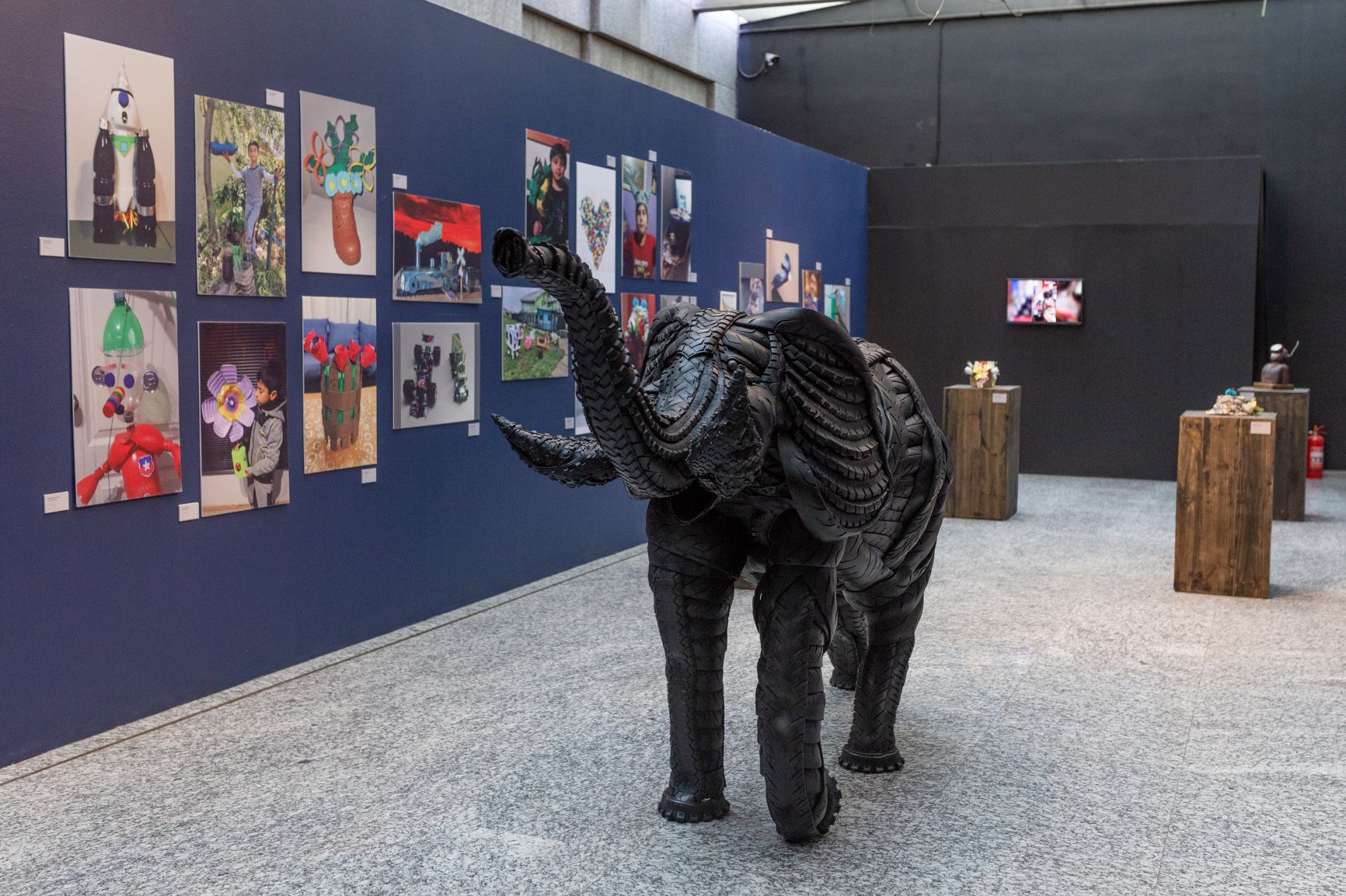 CCU | #ReciclarEsUnArte: artistas exponen sus obras realizadas con ...