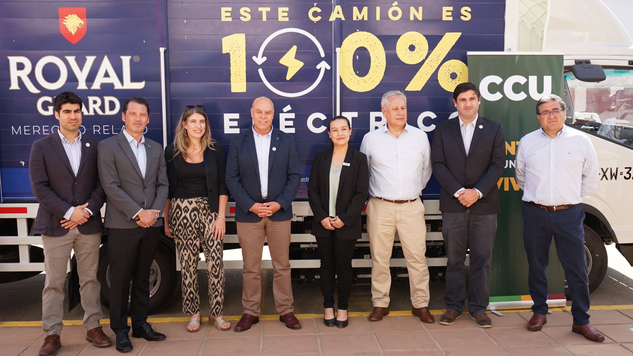 CCU | CCU impulsa la electromovilidad en Pichilemu con nuevo camión eléctrico